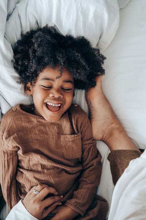 When Do Kids Begin to Loosen Their Teeth and for How Long? - Smile Widely